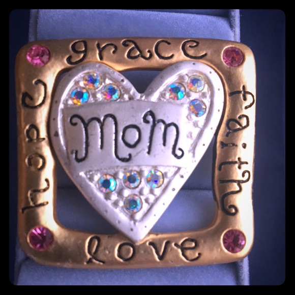 Jewelry | Pretty Mom Brooch | Poshmark